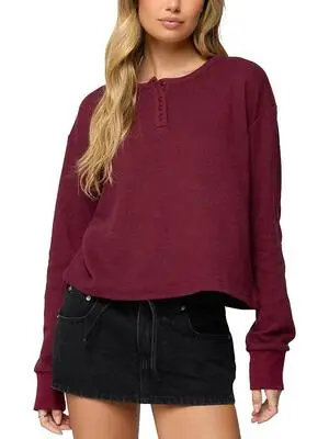 EDIKTED Long Sleeve Henley Waffle Top - Burgundy
