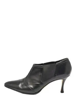 Manolo Blahnik Leather Boots - Black