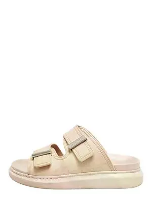 Alexander McQueen Sculptural Rubber Slides - Neutrals