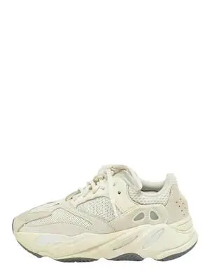 Yeezy Boost 700 Analog Sneakers - Neutrals