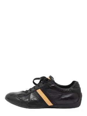 LOUIS VUITTON Leather Lace-up Sneakers - Black