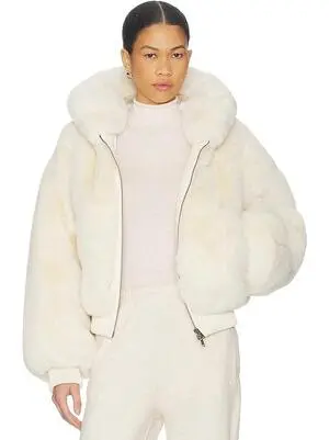 SKIMS Faux Fur Shrunken Zip Up Jacket - Egret