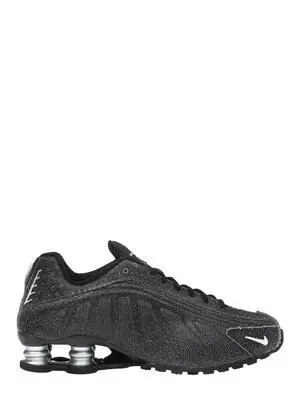 Nike Shox R4 Distressed Leather Sneakers Black/sail/light Smoke Grey