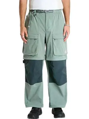 NIKE Smith Summit Zip Cargo Pants