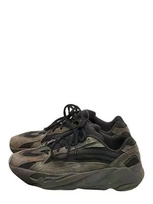 Yeezy Boost 700 Mnvn Sneakers - Black