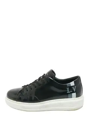 LOUIS VUITTON Leather Sneakers - Black