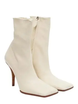 Alaïa 90 Leather Ankle Boots - White