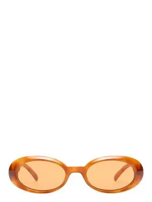 Le Specs Work It! Oval Sunglasses - Vintage Tort With Amber Tint