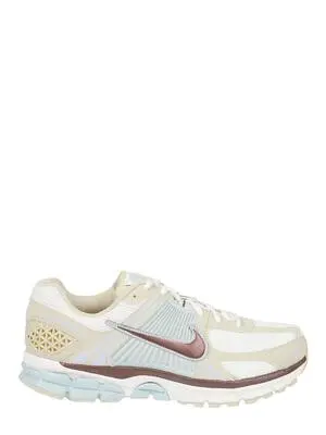 Nike Zoom Vomero 5 Sneakers Beige