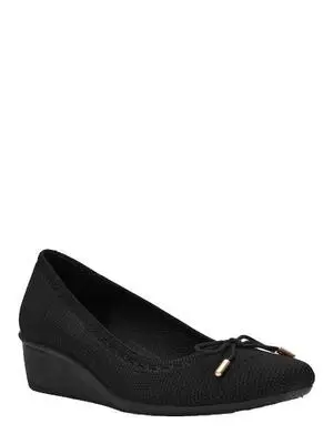 Anne Klein Wesson Wedge Pump Black/black