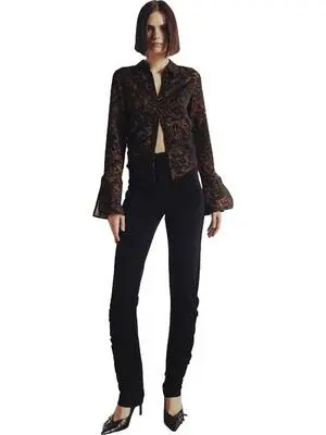 PCFG Fitted V-neck Slit Waist Shirt - Leopard