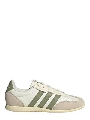 Adidas Barreda Lo Sneakers - Off White / Tent Green / Warm Vanilla