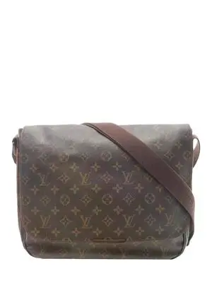 LOUIS VUITTON 2009 Monogram Beaubourg Messenger Mm - Brown