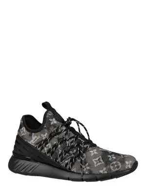 LOUIS VUITTON Fastlane Sneaker - Black