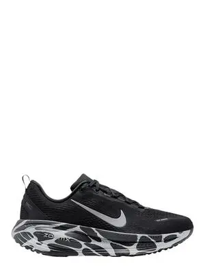 Nike Vomero 18 - Black