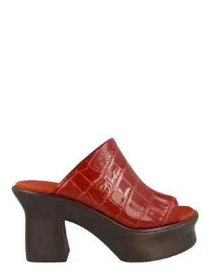 FERRAGAMO Samanta Croc-embossed Platform Mule - Red