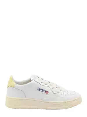 AUTRY Medalist Leather Sneakers - White