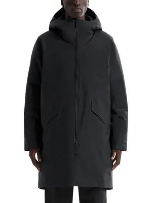 Veilance Monitor Waterproof 850 Fill Power Down Coat - Black
