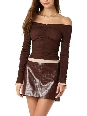 Astr The Label Ruched Off-the-shoulder Top - Brown