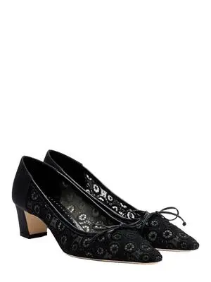 Manolo Blahnik Martebal 50 Lace Bow-detail Pumps - Black