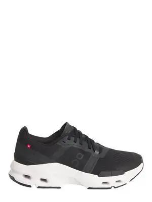 On Cloudpulse Trainers - Black