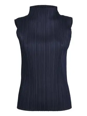 ISSEY MIYAKE Sleeveless Top