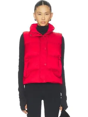 Beyond Yoga Big Cozy Puffer Vest - Red