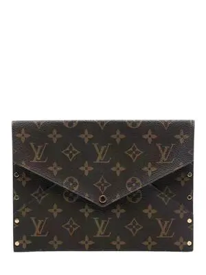 LOUIS VUITTON Louis Vuitton 2016 Monogram Rivets Envelope MM