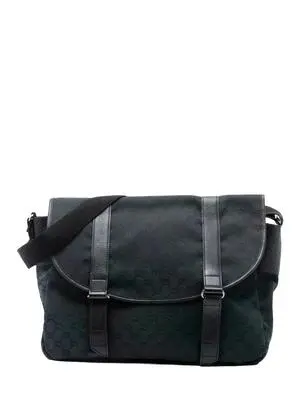 Gucci Gg Canvas Messenger Bag - Black