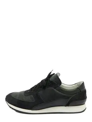 COMMON PROJECTS Leather Sneakers - Black