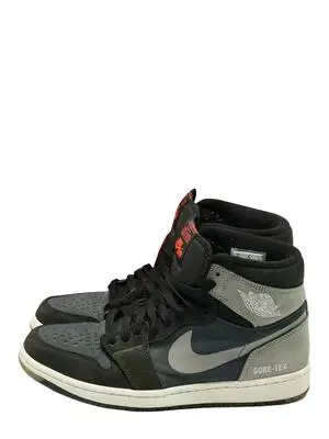 JORDAN Air 1 Retro High-top Sneakers - Black