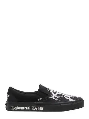 VANS Classic Slip-on Sneakers - Black/white