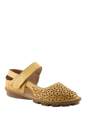 SPRING STEP SHOES Canoya Flat Mustard