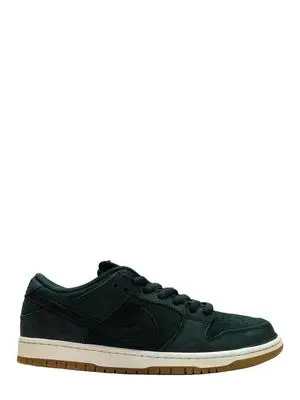 Nike Sb Dunk Low Pro Low-top Sneakers - Green