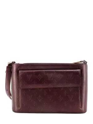 LOUIS VUITTON Mat Allston Handbag Monogram Vernis - Red