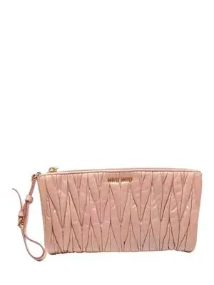 Miu Miu Matelasse Clutch Bag - Pink