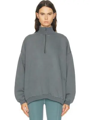 SKIMS Boyfriend Fleece Slouchy Turtleneck Pullover Sweatshirt - Zircon
