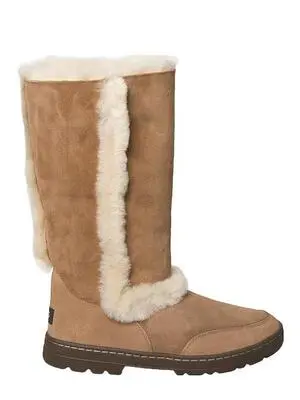 UGG UGG Sundance II Revival Boots