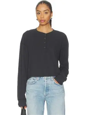 RE/DONE Boxy Waffle Henley Top - Washed Black