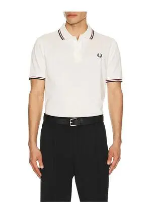Fred Perry Twin Tipped Shirt In White - Snow White  Red  & Navy