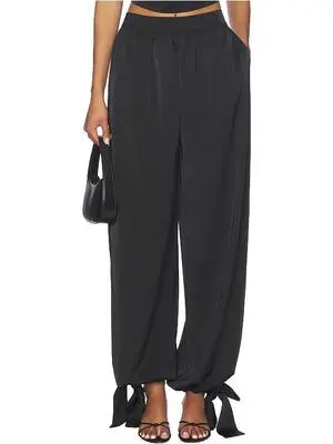 ALL THE WAYS Calianna Balloon Pant - Black