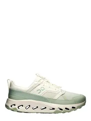 On Cloudhorizon End. Running Sneakers - Ivory/leaf