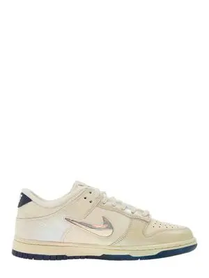 Nike Dunk Low Lace-up Sneakers - Neutrals