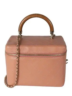 Chanel Quilted Lambskin Knock On Wood Vanity Case - Pink