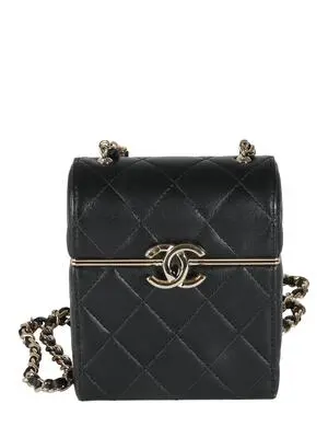 CHANEL 2021 Quilted Lambskin Box Chain Vanity
