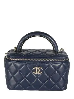 CHANEL Quilted Lambskin Top Handle Vanity Case With Chain