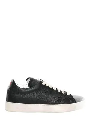 Kiton Pebbled Leather Trainers - Black