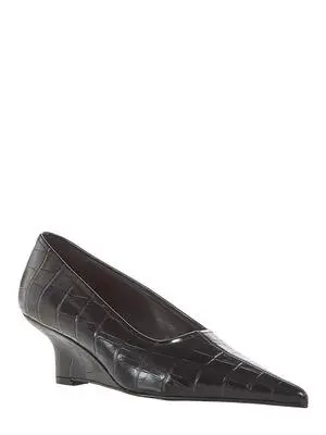 TOTEME Sharp Wedge Pointed Pumps - Black