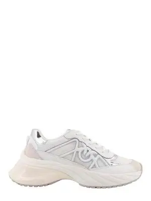 Pinko Logo-appliqué Sneakers - White