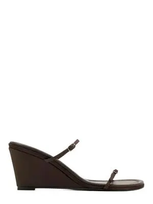 ST. AGNI Petit Wedge Strap Sandals - Brown